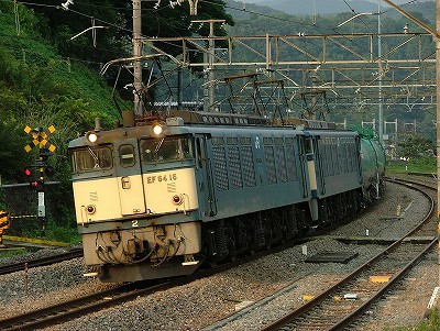 上新田踏切 EF64-4～15